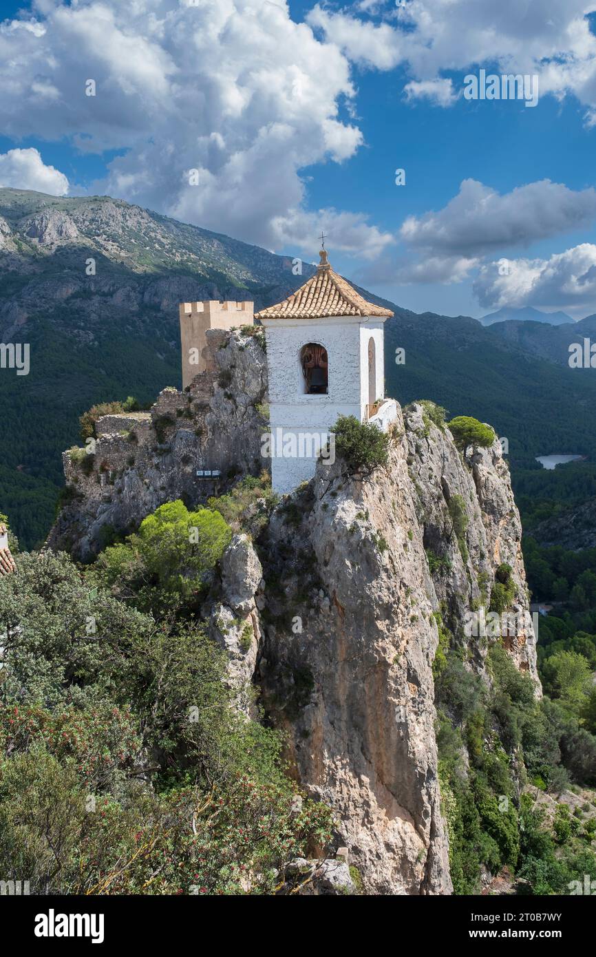 The village of El Castell de Guadalest is considered the most visited ...