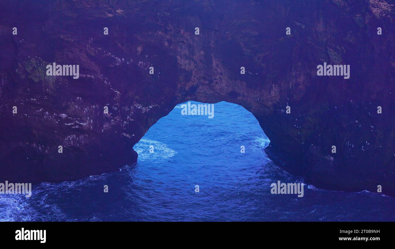Rocky arch gate on icelandic hi-res stock photography and images - Alamy