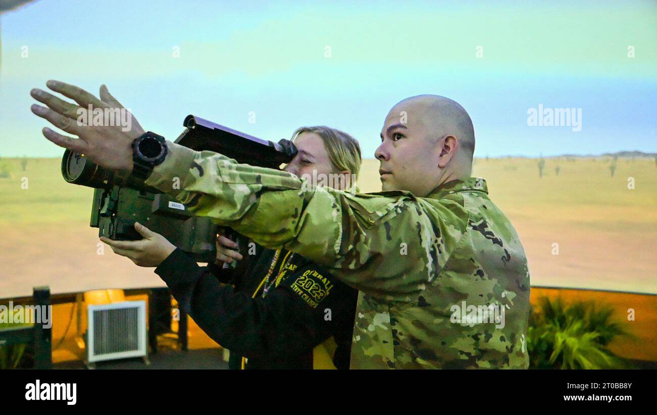 Fort Sill, Oklahoma, USA. 4th Oct, 2023. Students and community members ...