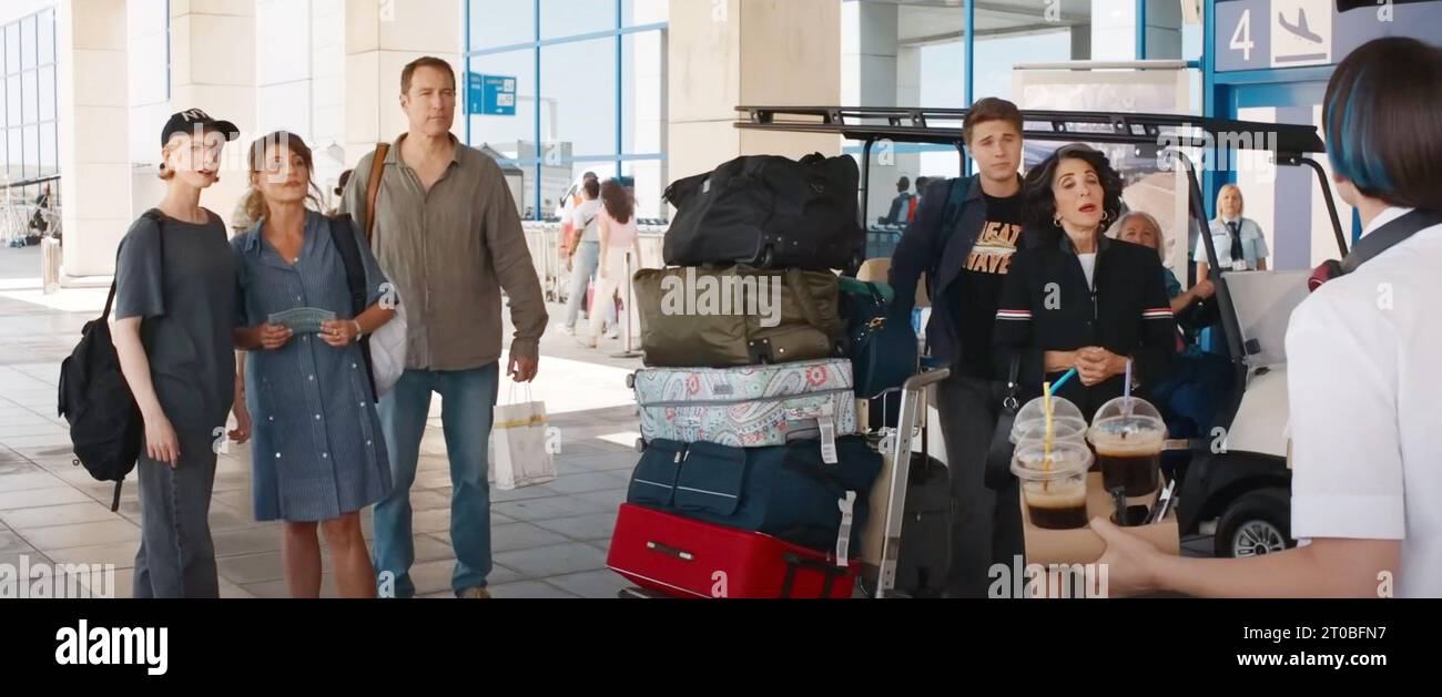 MY BIG FAT GREEK WEDDING 3, from left: Elena Kampouris, Nia Vardalos ...