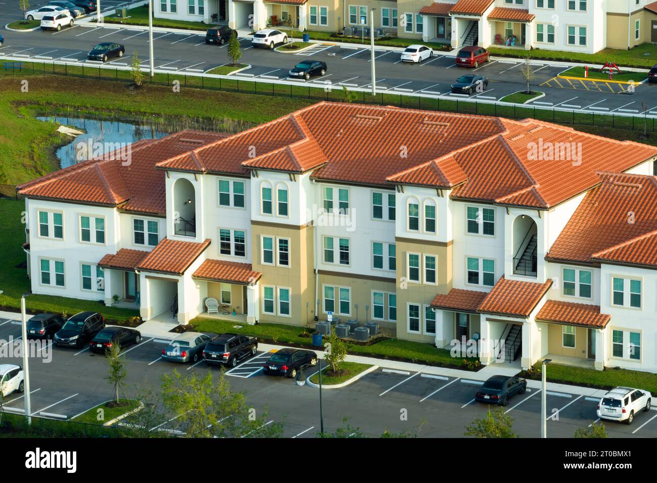 Florida suburban condos car parking hi-res stock photography and images ...