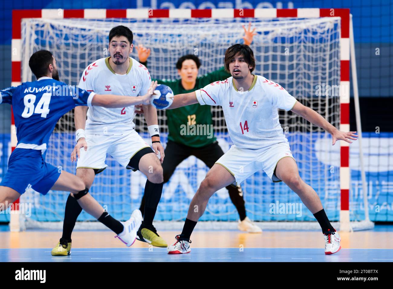 Hangzhou, China. 5th Oct, 2023. (L-R) Kenya Kasahara, Adam Yuki Baig ...