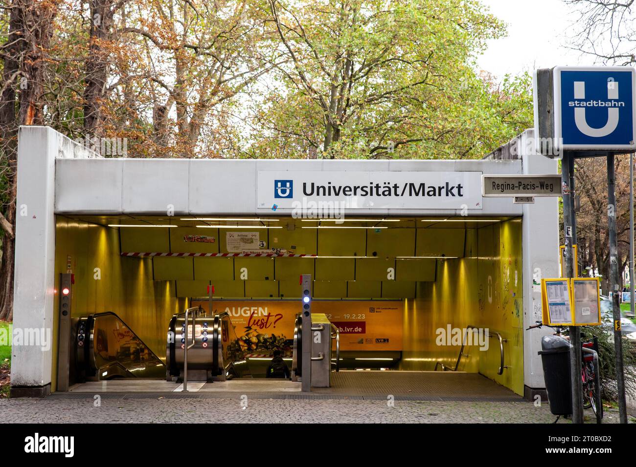 Bonn strassenbahn hi-res stock photography and images - Alamy