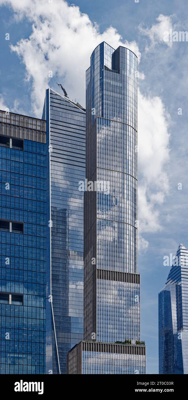 Skidmore, Owings & Merrill designed 35 Hudson Yards, a 72-story ...