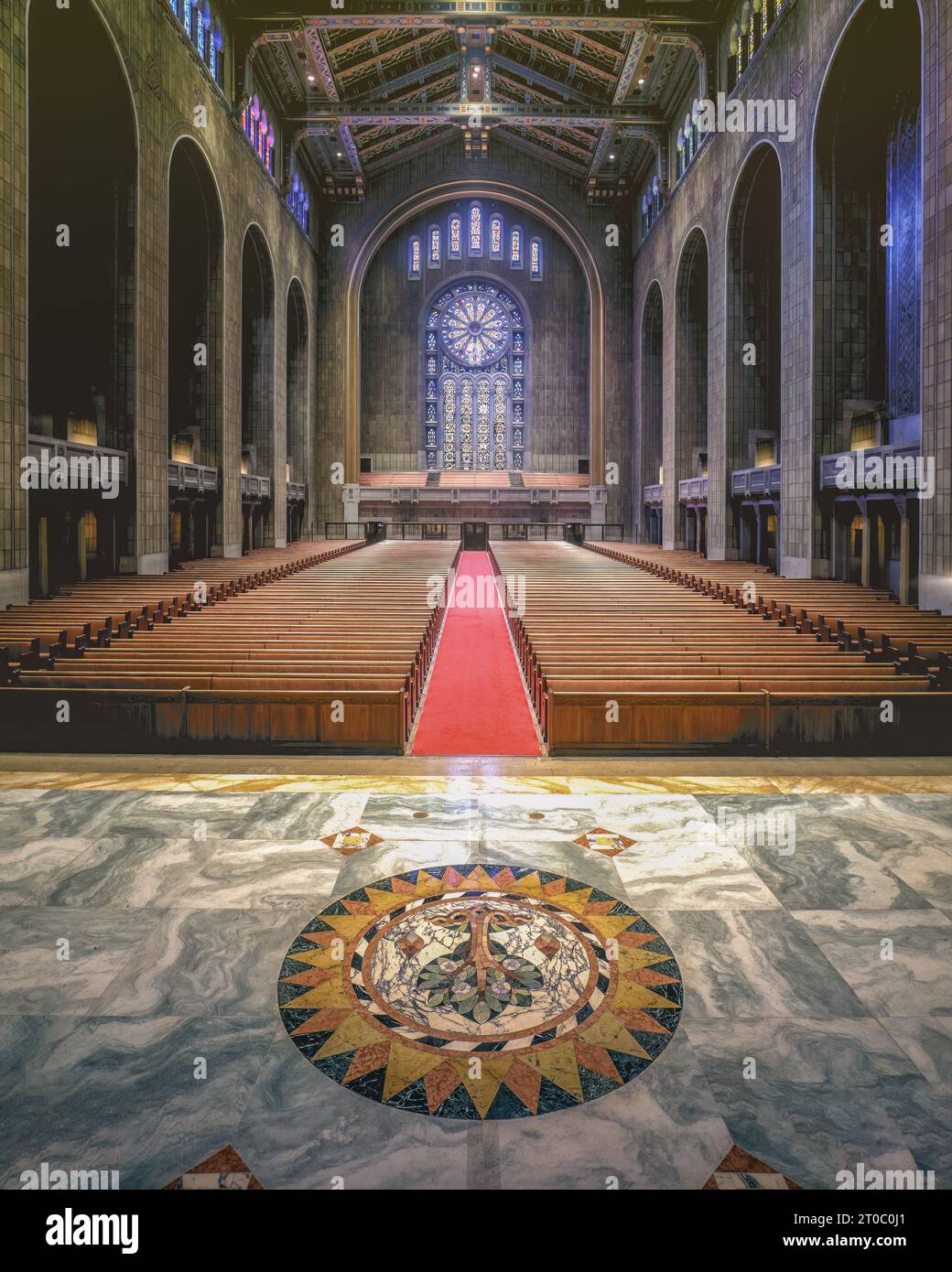 Sanctuary in the Temple Emanuel Synagogue in New York City Stock Photo ...