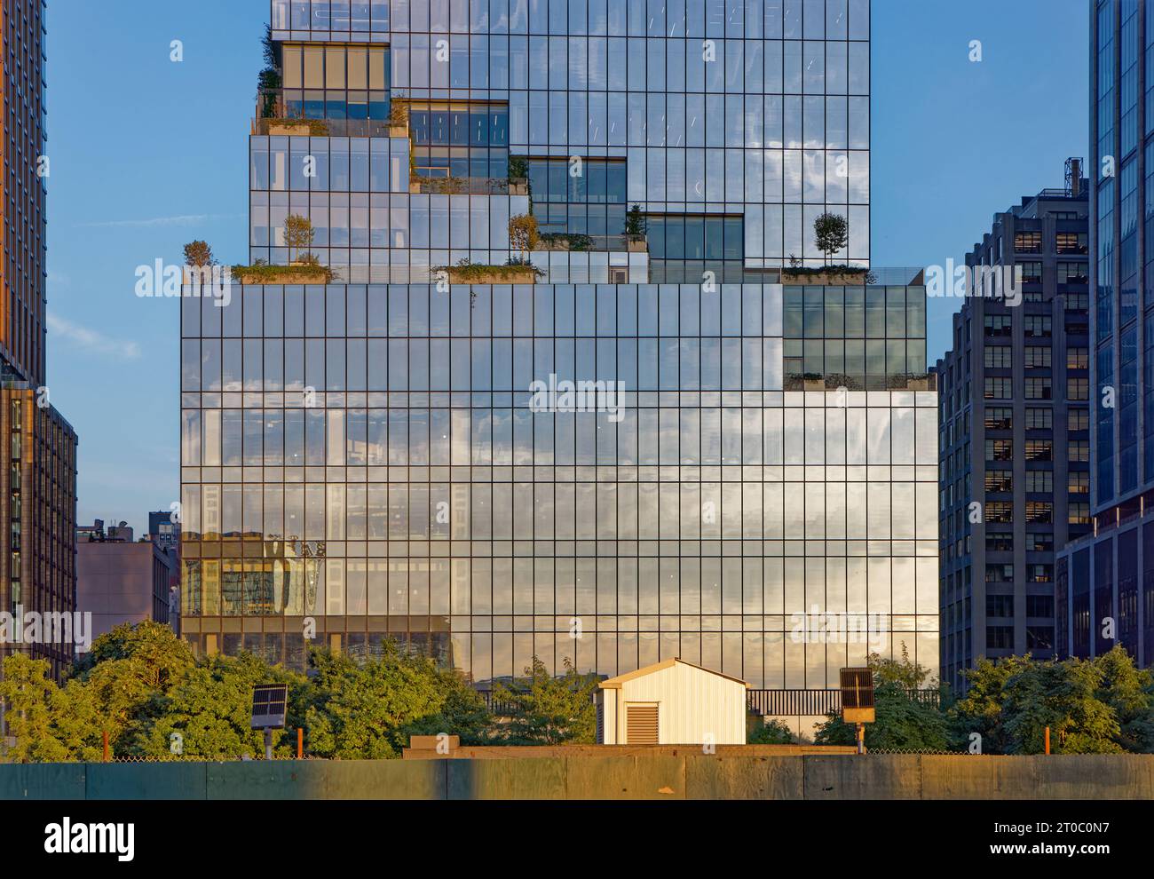 The Spiral, second supertall of the Hudson Yards neighborhood, has ...