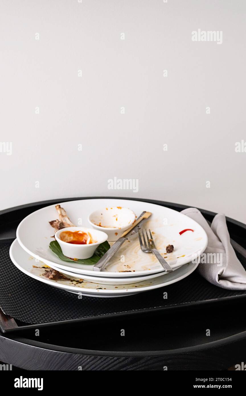 Messy dining table hi-res stock photography and images - Alamy