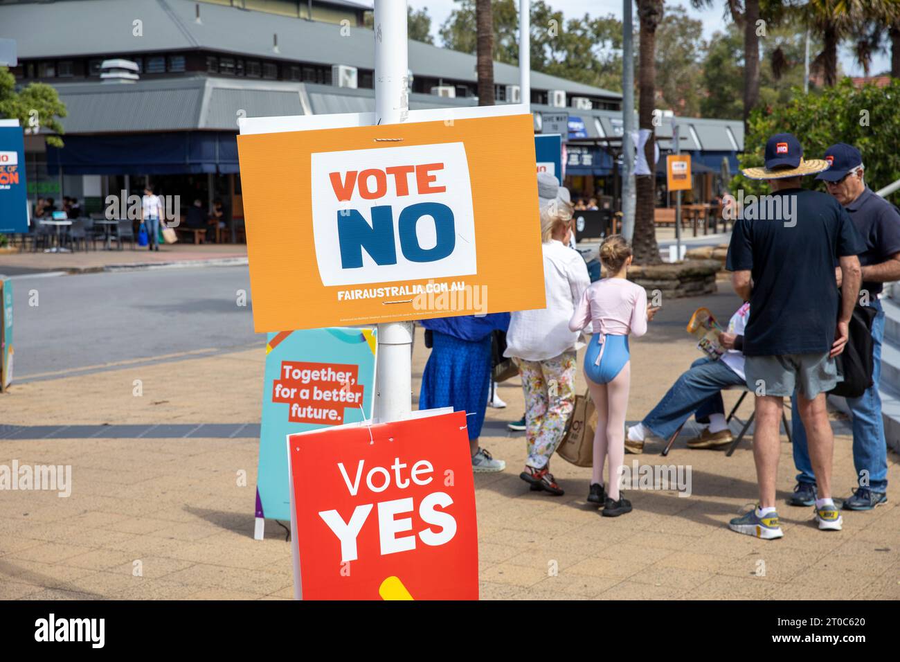 Friday 6th October 2023, Polling station open in Avalon Beach Sydney ...
