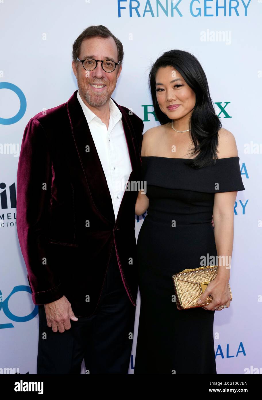 Crystal Kung Minkoff and her husband Rob pose together at the 2023 Los ...