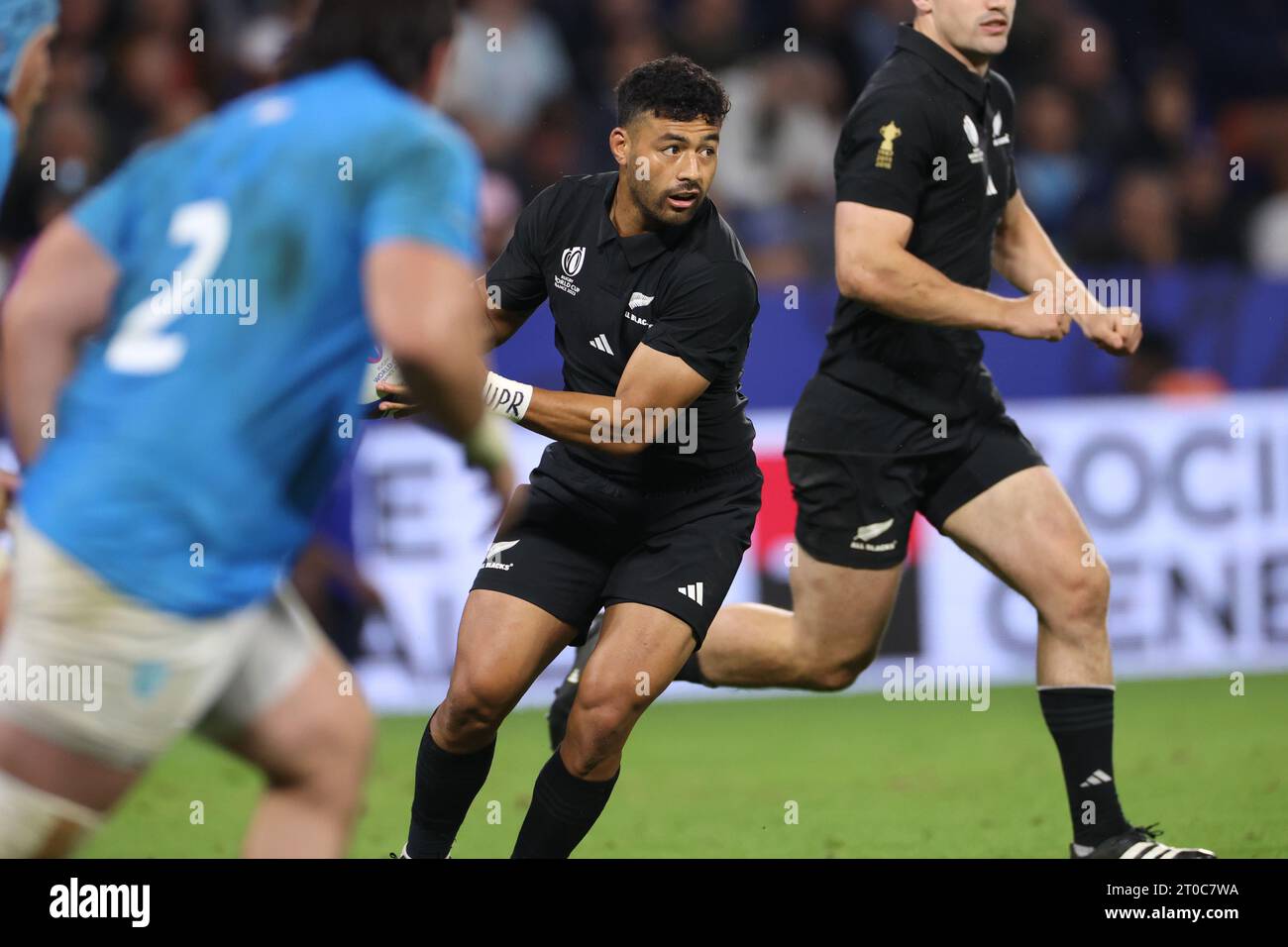 Lyon, France, Thursday. 5th Oct, 2023. New Zealand's Richie Mo'unga ...