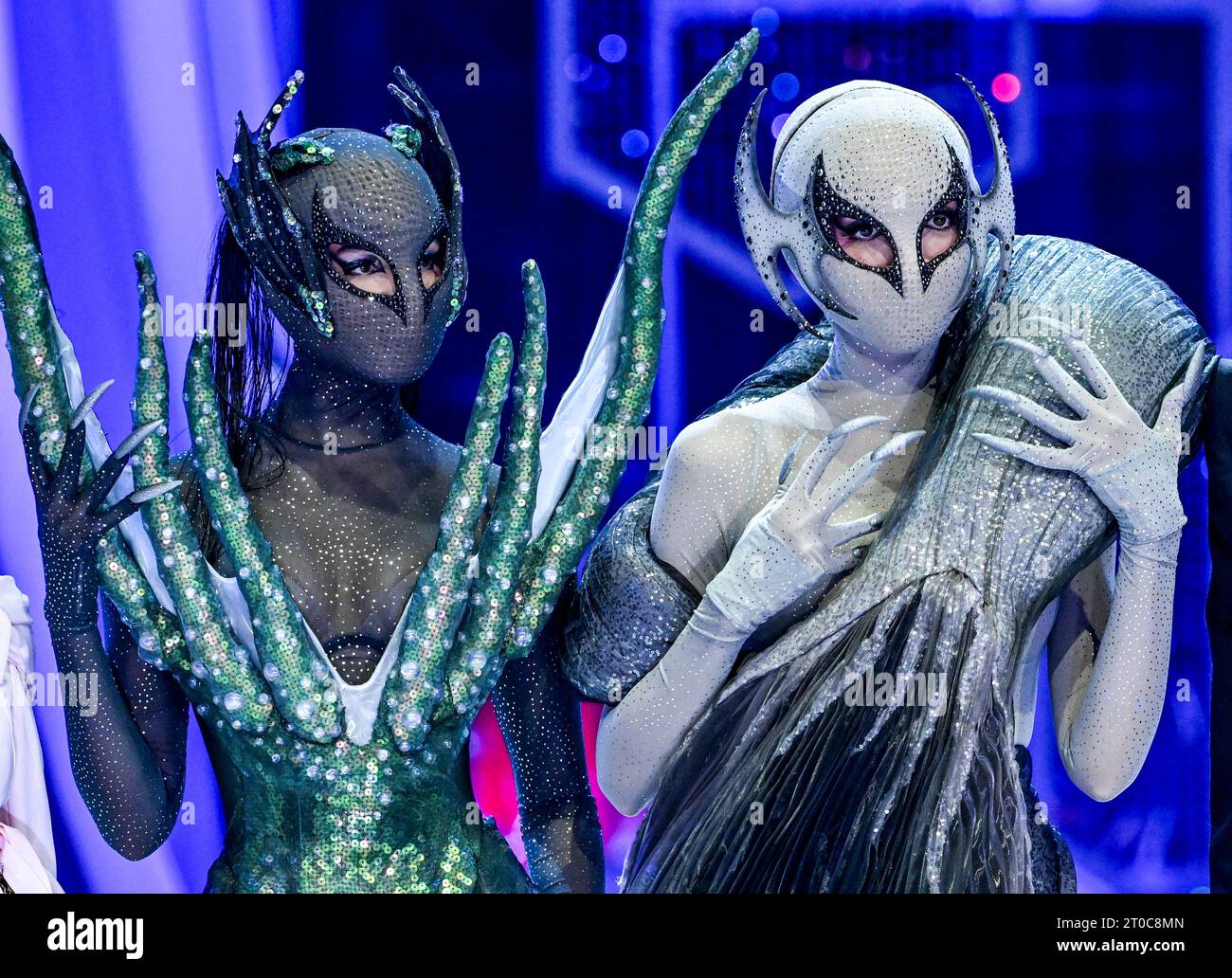 Berlin, Germany. 05th Oct, 2023. Dancers in the show "Falling in Love ...