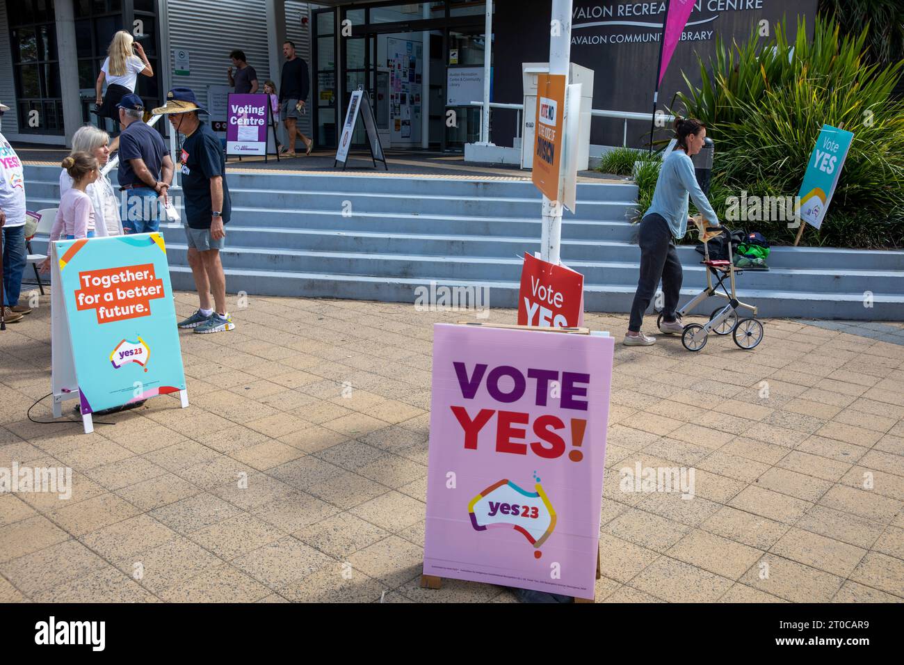 Friday 6th October 2023, Polling station open in Avalon Beach Sydney ...