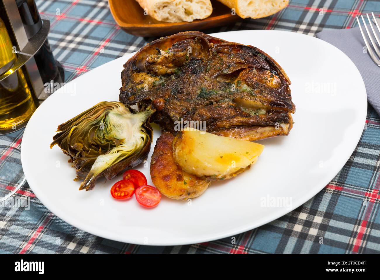 Baked head of lamb Stock Photo - Alamy