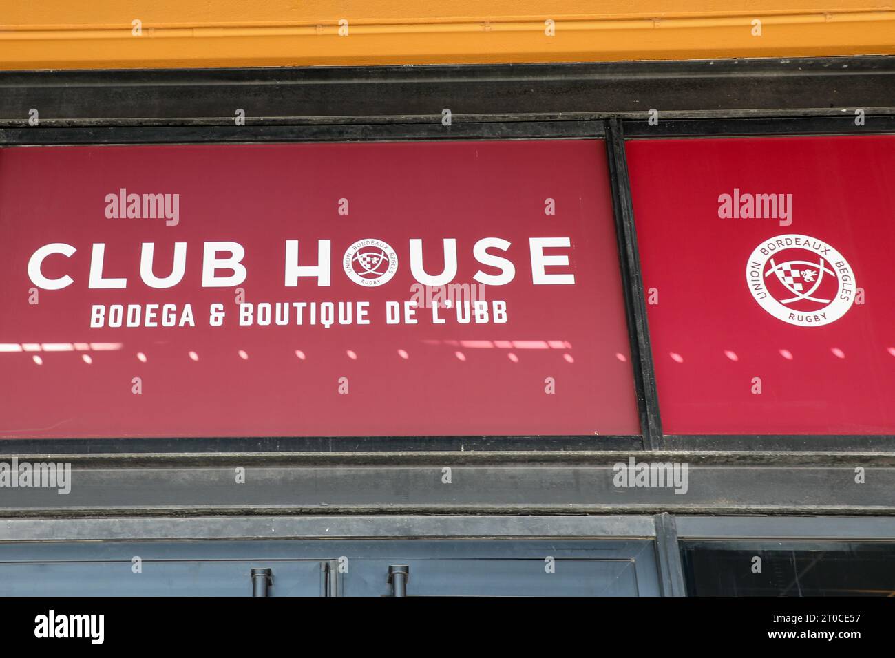 Rugby club house hi-res stock photography and images - Alamy