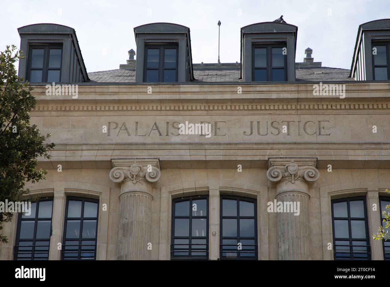 Juror ancient hi-res stock photography and images - Alamy