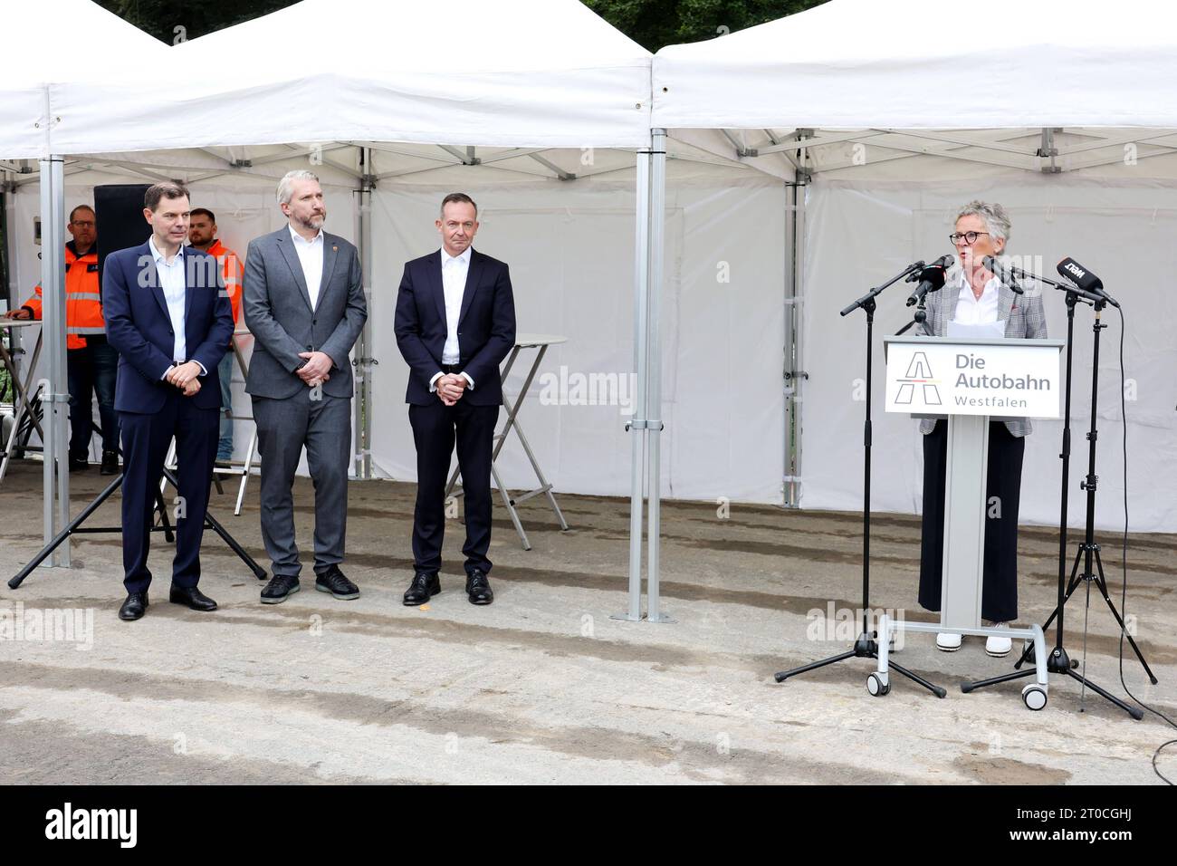 Autobahn talbrucke hi-res stock photography and images - Alamy