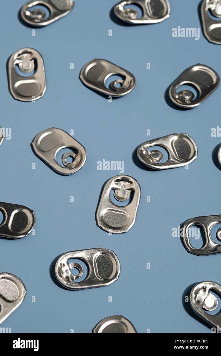 Ring pull tabs for open of drinking can Stock Photo - Alamy