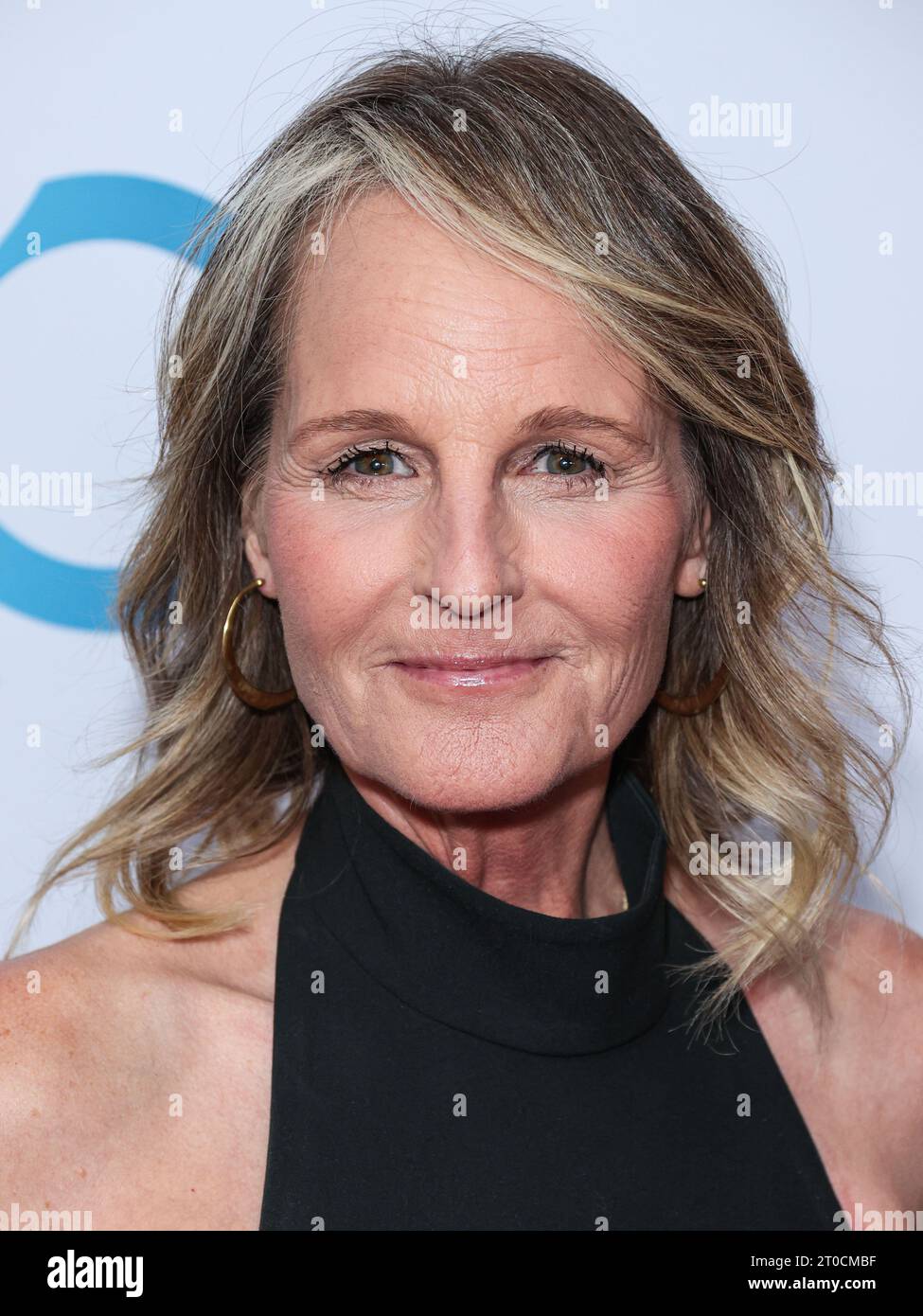 Helen Hunt Looks Anorexic