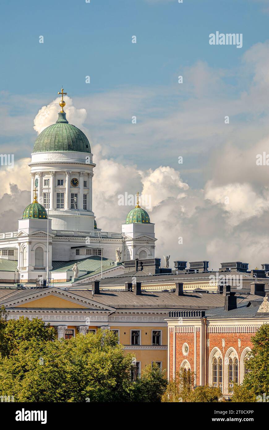 View helsinki cathedral helsingin hi-res stock photography and images ...