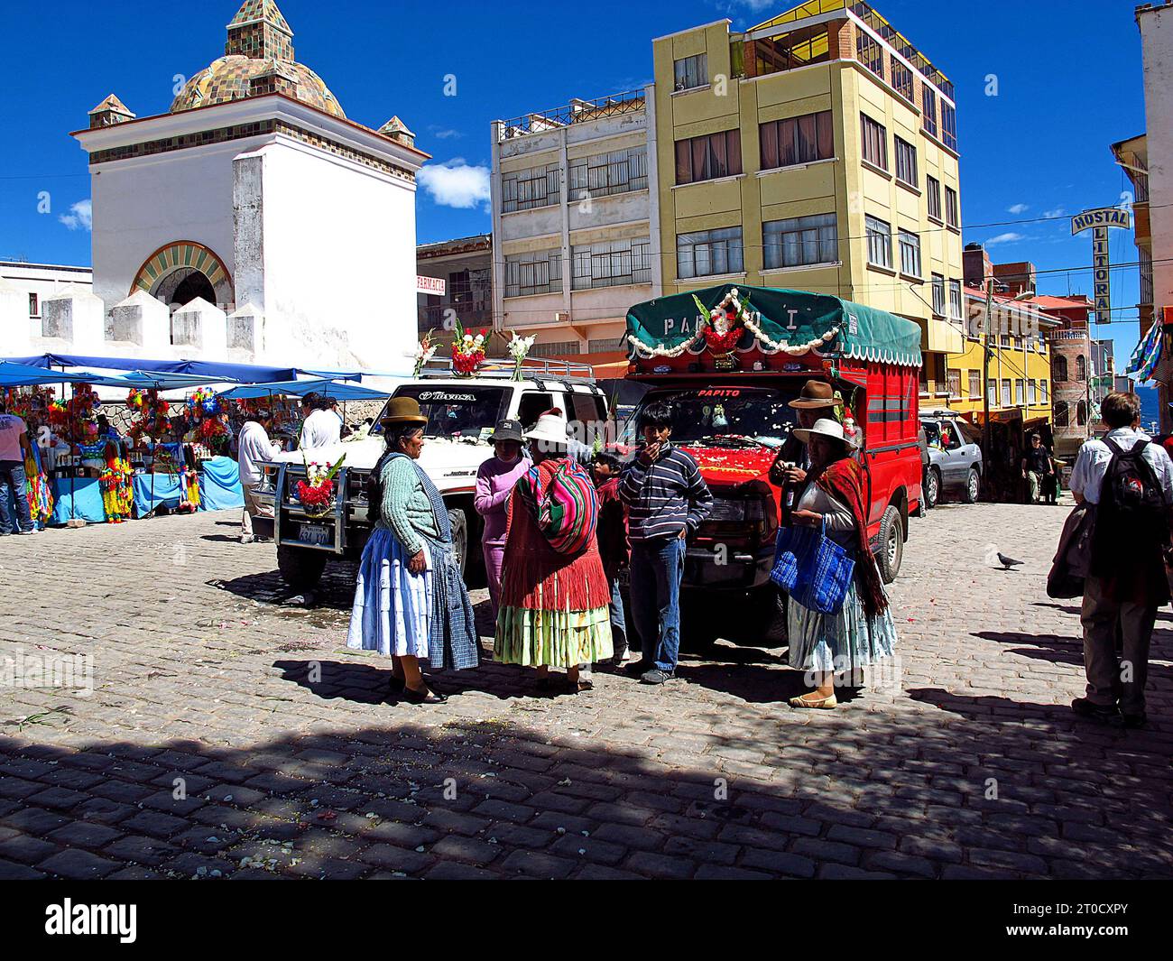 People in Copacabana on Altiplano, Bolivia Stock Photo - Alamy