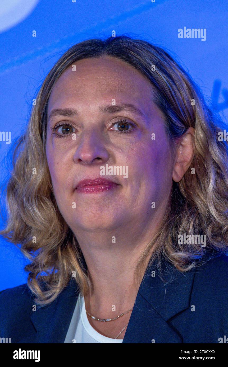 Jutta bieringer hi-res stock photography and images - Alamy