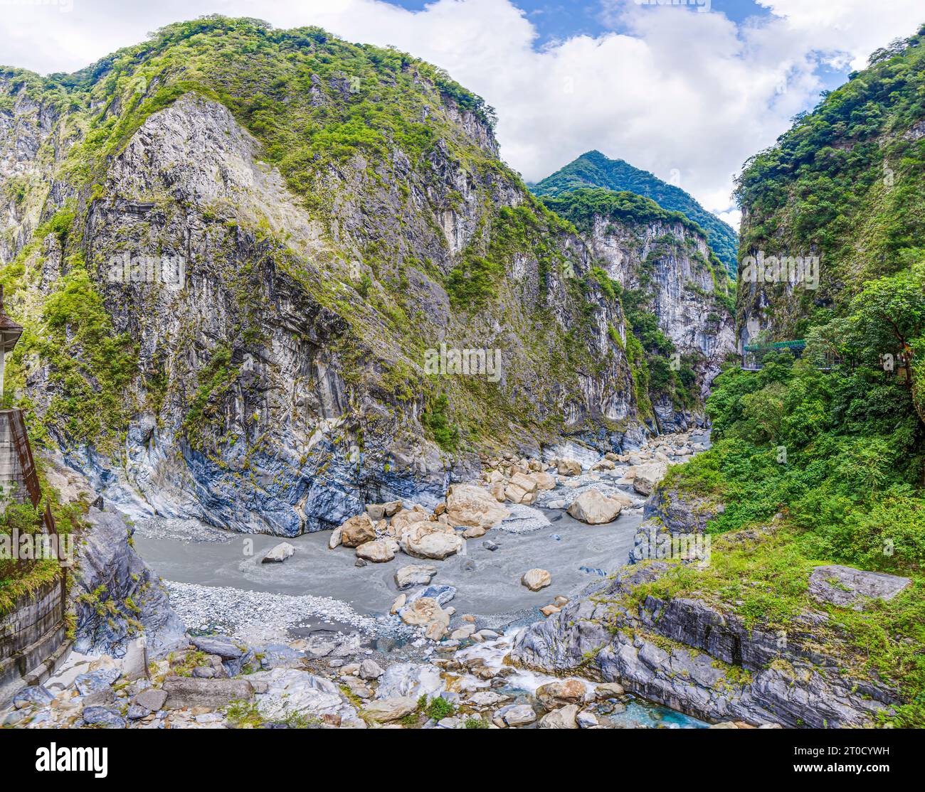 Panoramic picture of narrow Taroko gorge in the Taroko National Park on ...