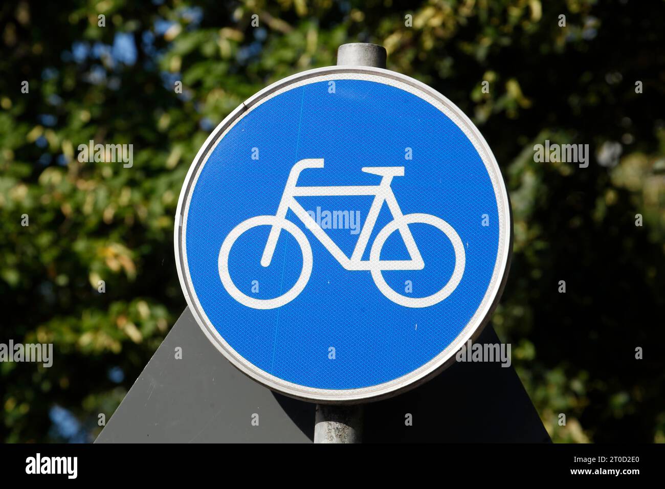 Traffic sign, cycle path, Germany Stock Photo - Alamy