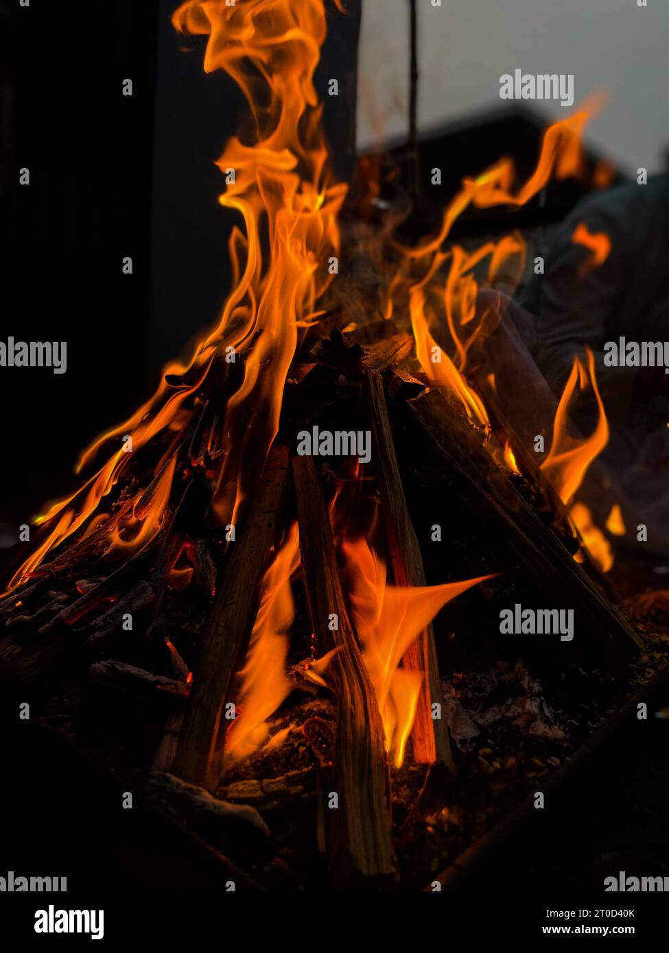 Bonfire night family hi-res stock photography and images - Alamy