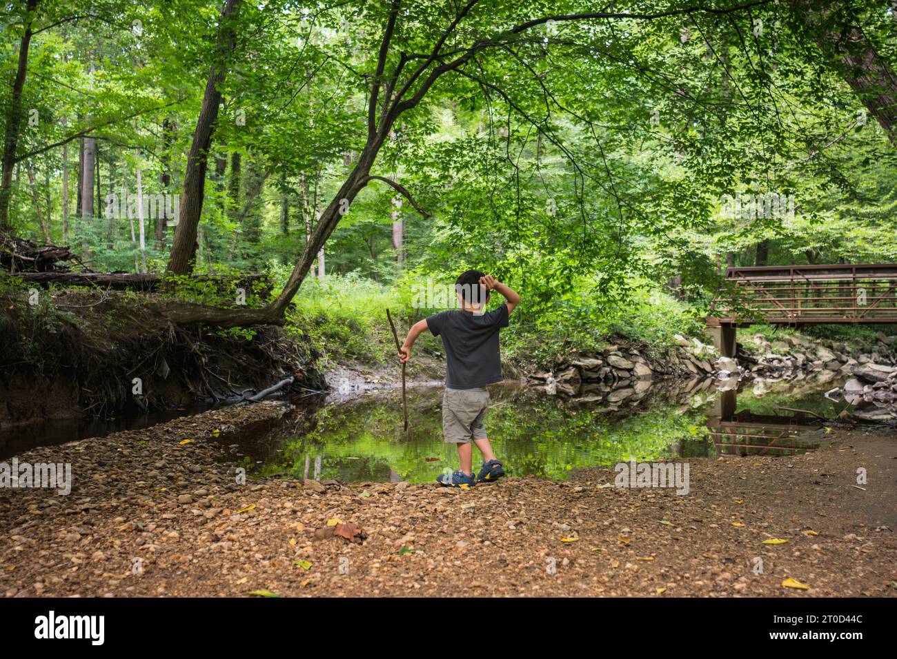Dirt driveway hi-res stock photography and images - Alamy