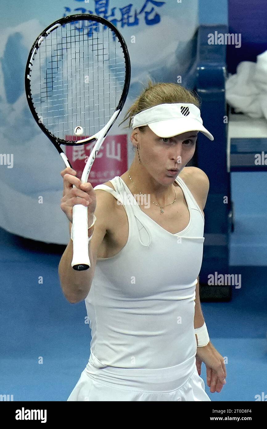 Liudmila Samsanova of Russia celebrates after defeating Jelena ...