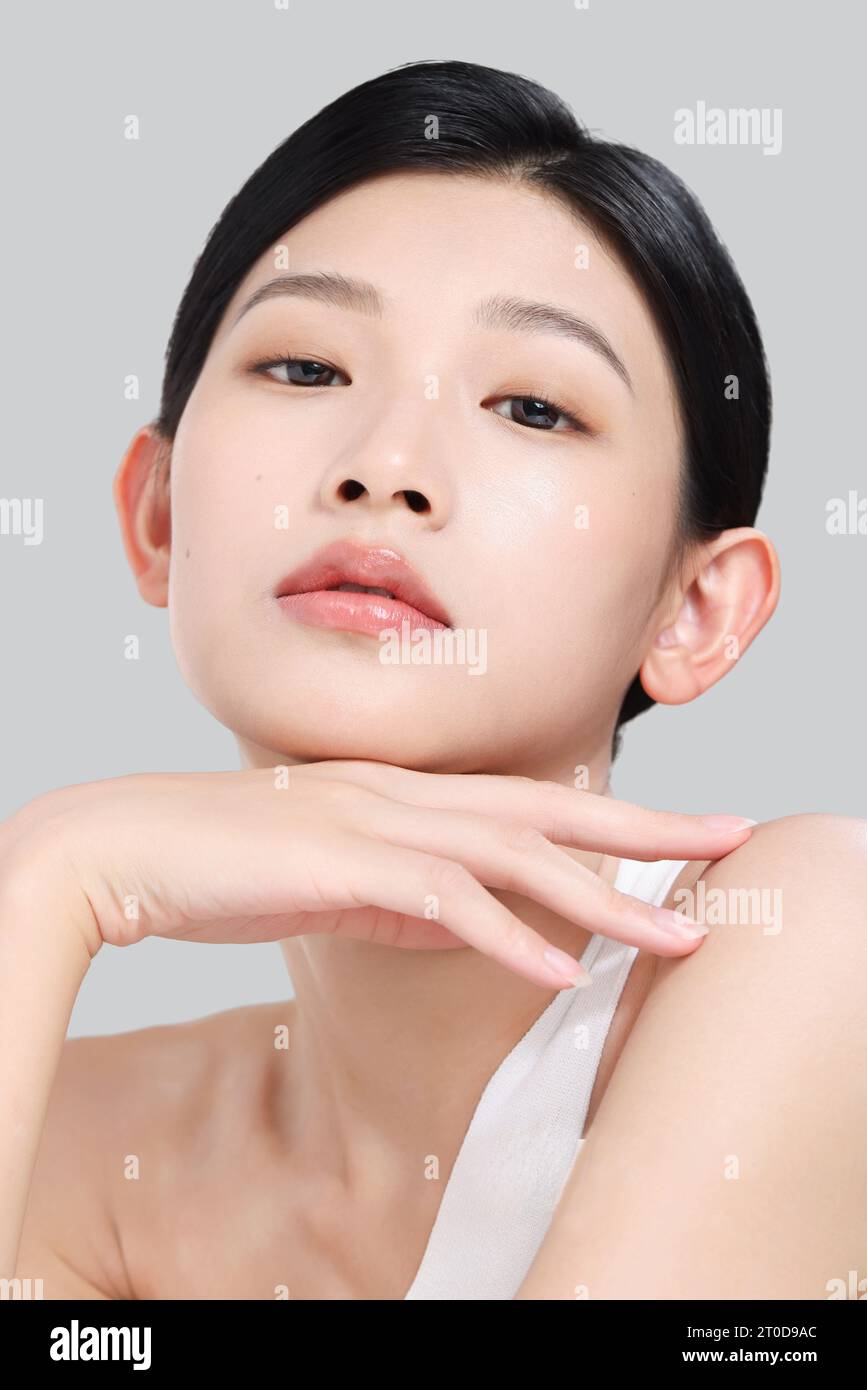 Asian women's faces are beautified with cosmetics, faces for ...