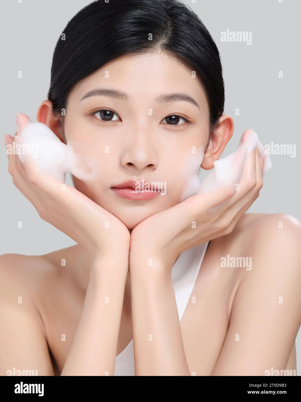 Asian women's faces are beautified with cosmetics, faces for ...