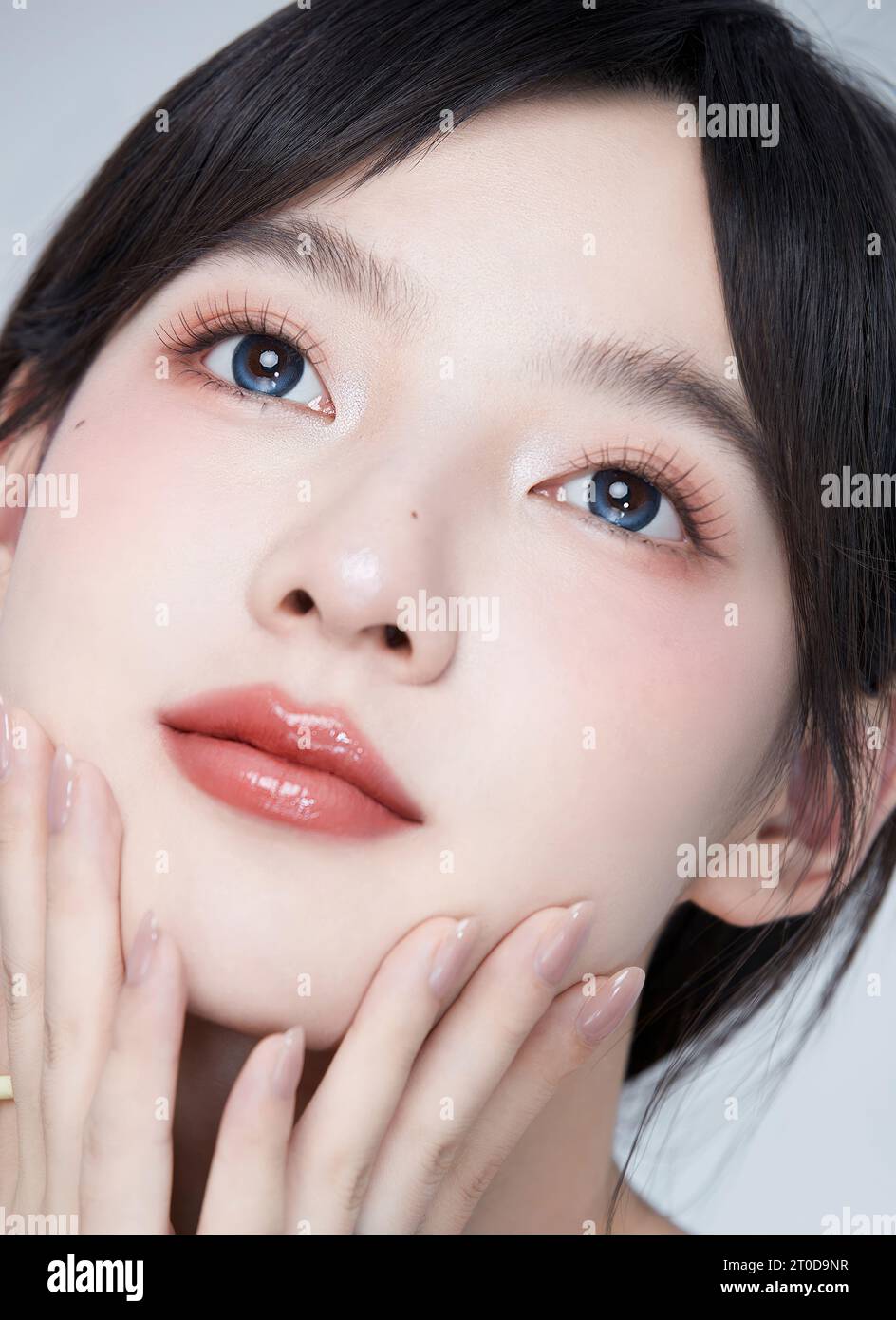 Asian women's faces are beautified with cosmetics, faces for ...