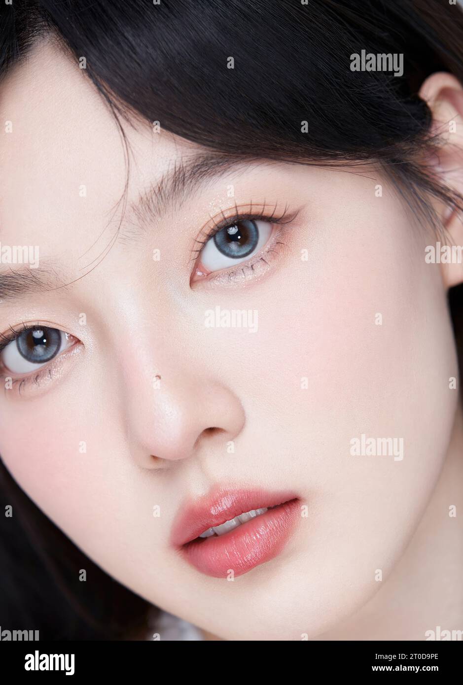 Asian women's faces are beautified with cosmetics, faces for ...