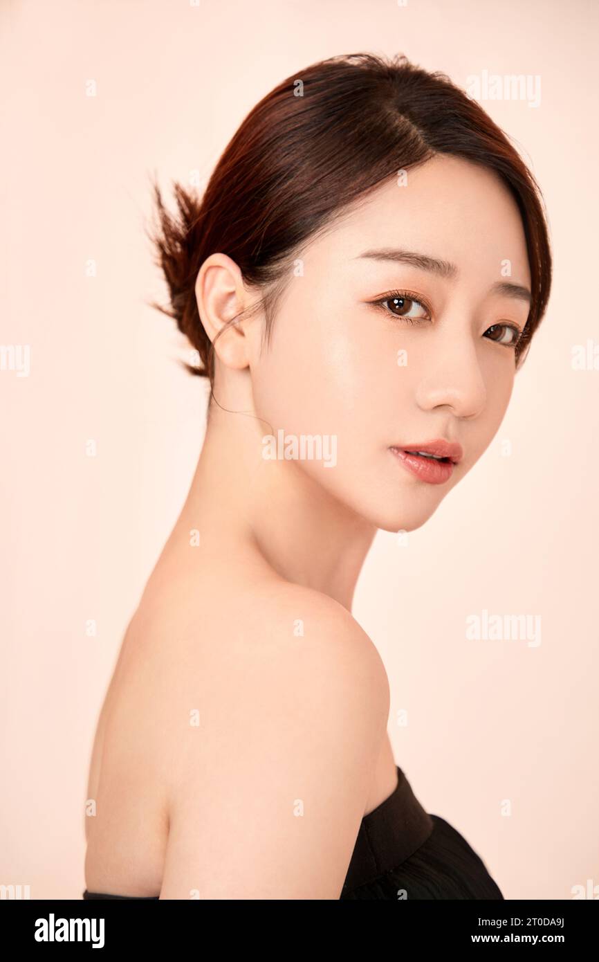 Beautiful Asian women face, Natural face treatments and Women's facial ...