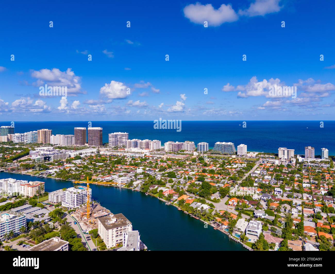 Coastal neighborhoods hi-res stock photography and images - Alamy