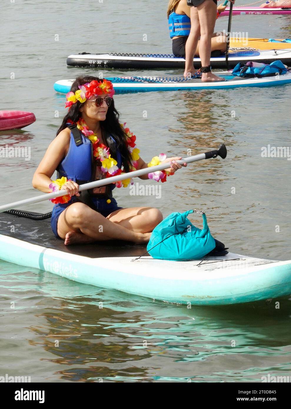 Paddleboard tours hi-res stock photography and images - Alamy