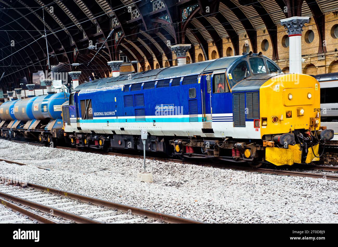 Class 425 concrete bob locomotive hi-res stock photography and images ...
