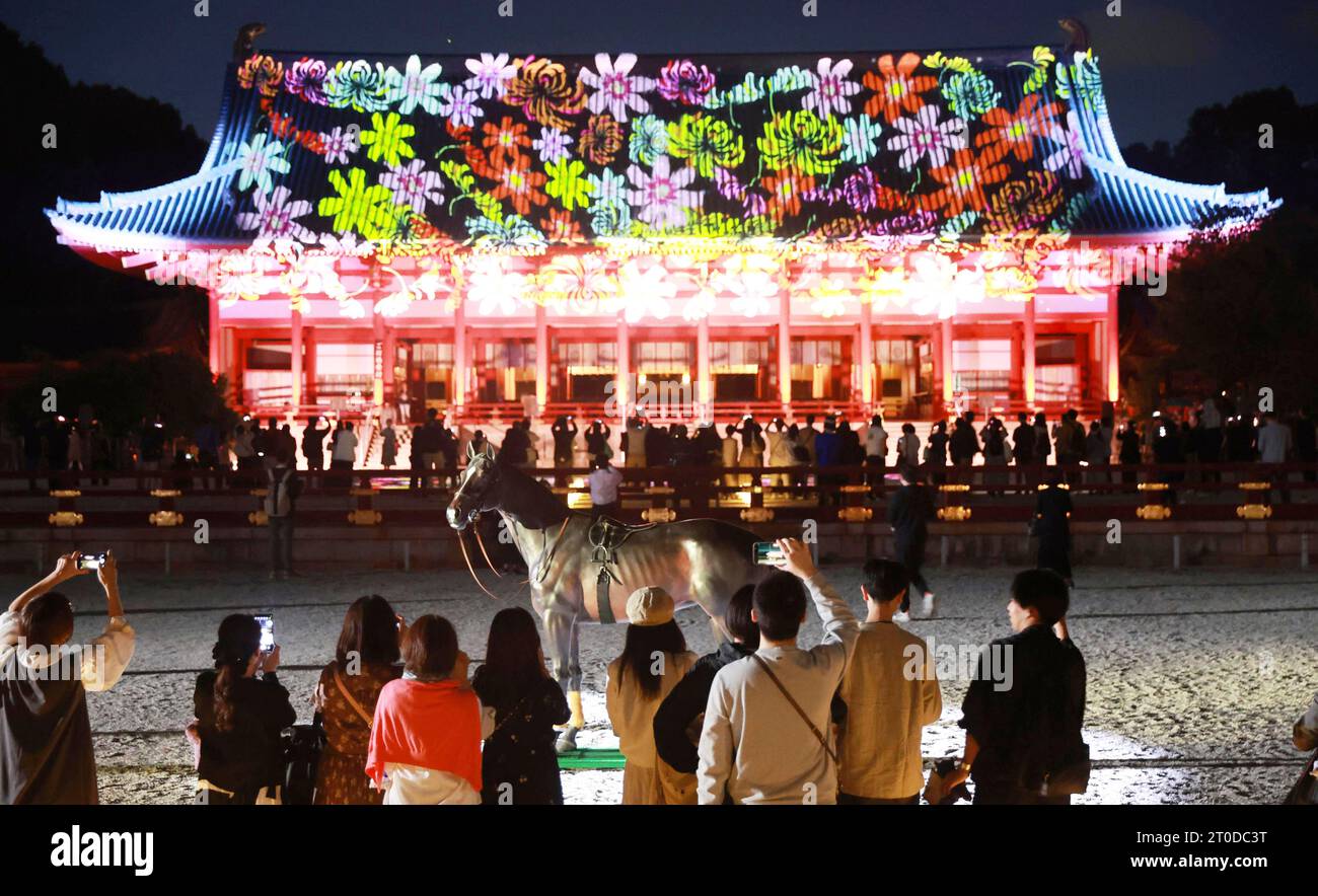 The Daigokuden Hall and a horse statue are projected by projection ...