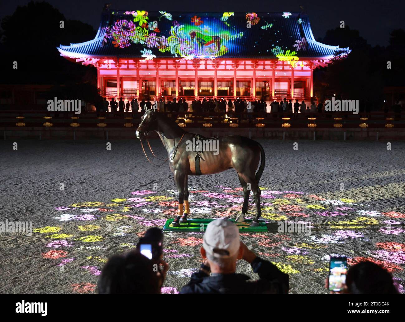 The Daigokuden Hall and a horse statue are projected by projection ...