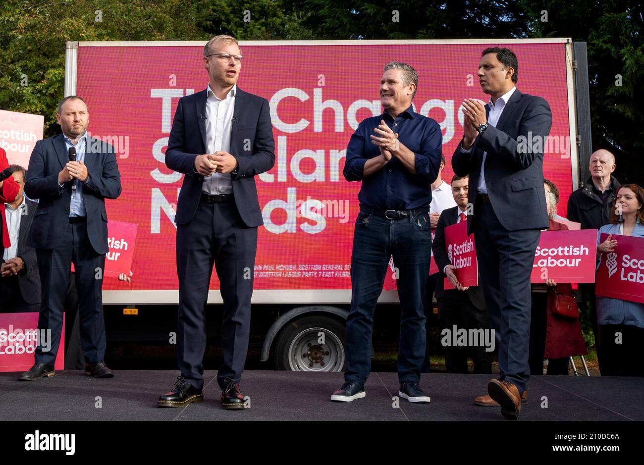 Labour leader Sir Keir Starmer (centre) with Scottish Labour leader ...