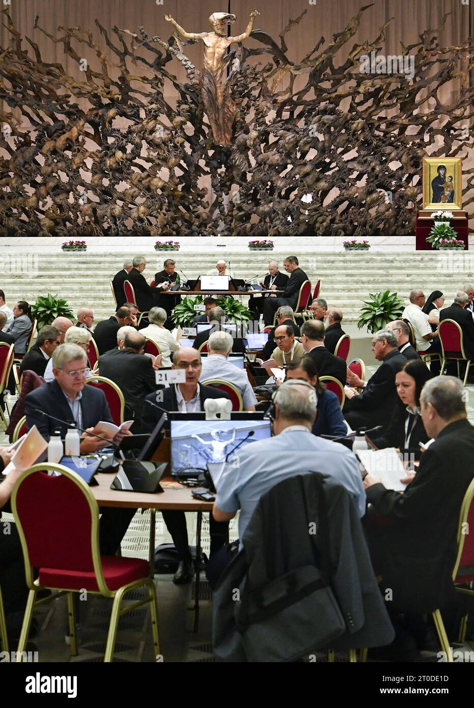 Pope Francis attends the third day of the XVI Ordinary General Assembly ...