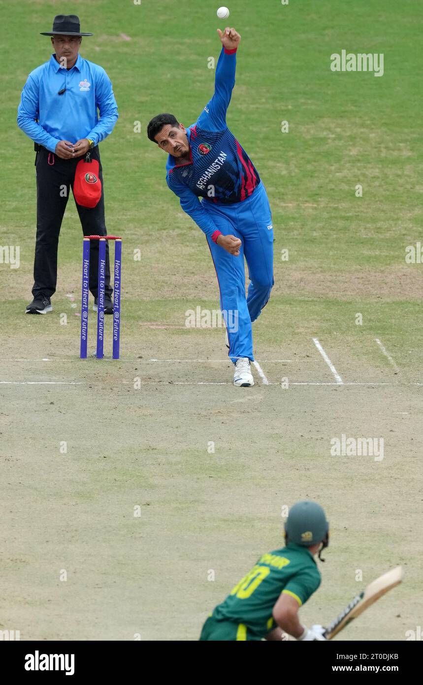 Sharafuddin hi-res stock photography and images - Alamy