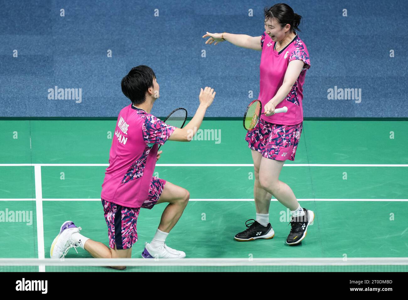 Hangzhou, China's Zhejiang Province. 6th Oct, 2023. Watanabe Yuta (L ...