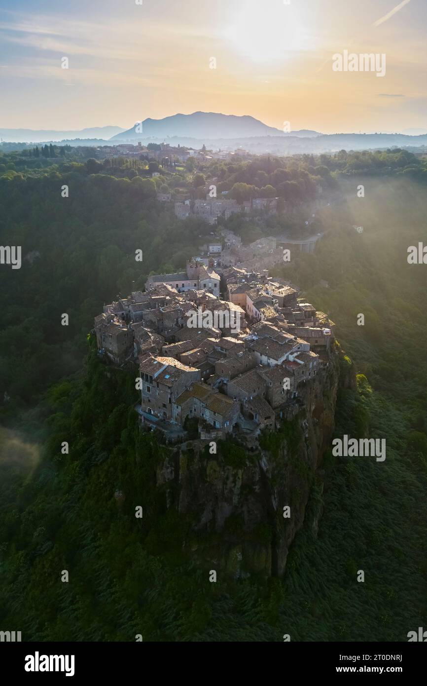 Calcata italy hi-res stock photography and images - Alamy