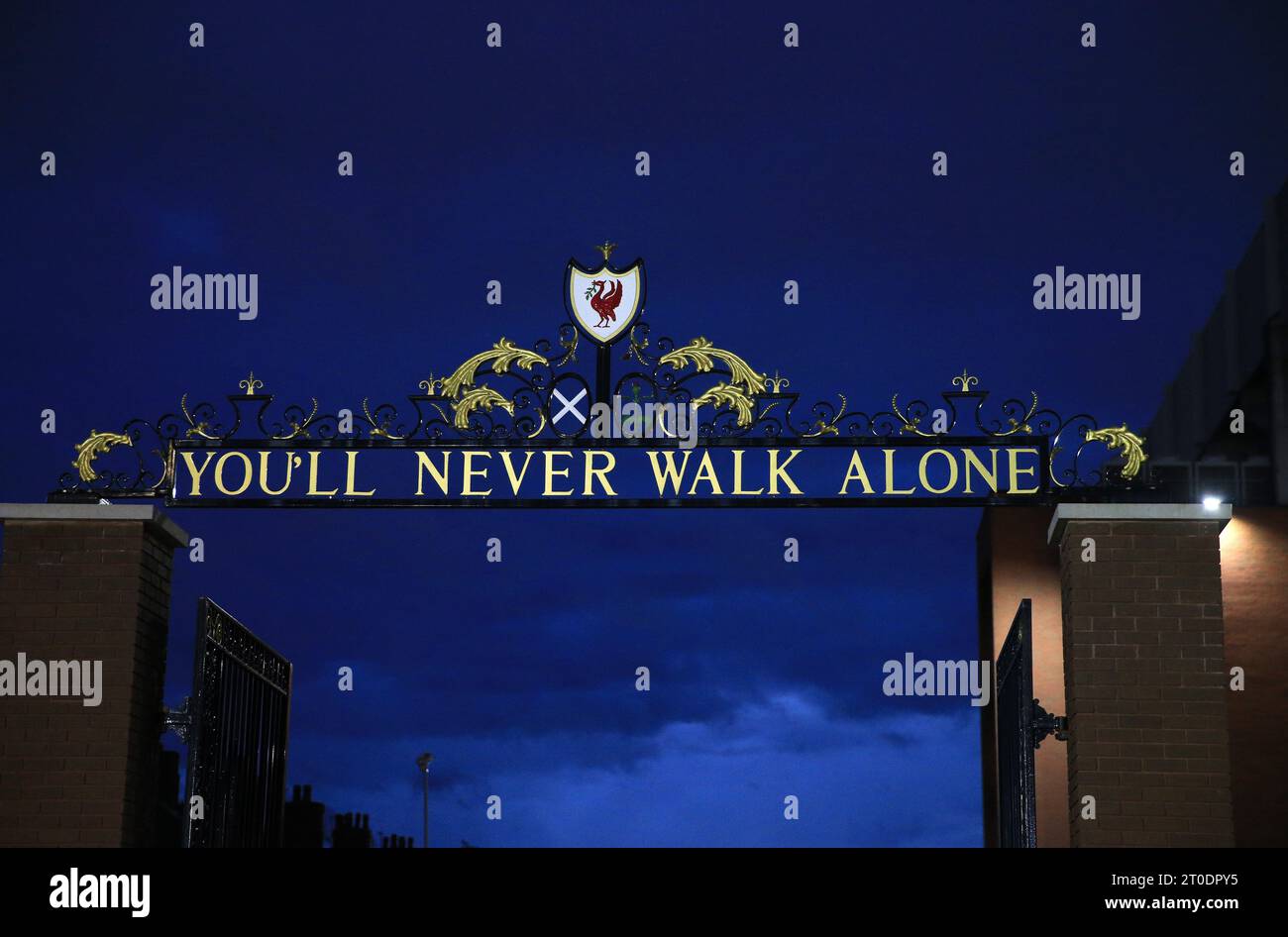 Shankly gates anfield hi-res stock photography and images - Alamy