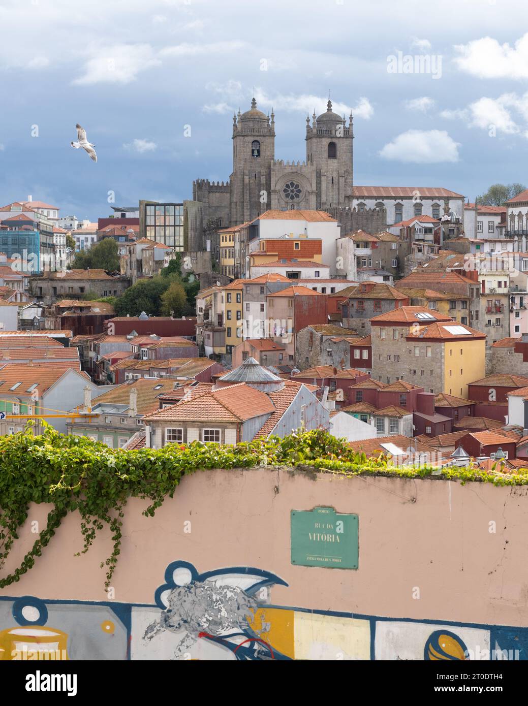 Porto and Porto Cathedral viewed from Vitoria Viewpoint Stock Photo - Alamy