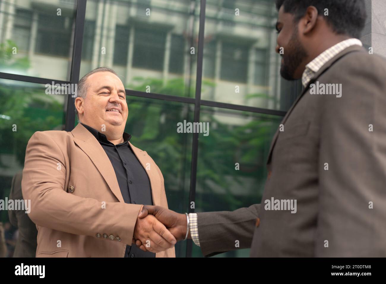 Businessmen shaking hand. Success business dealing negotiation deal ...