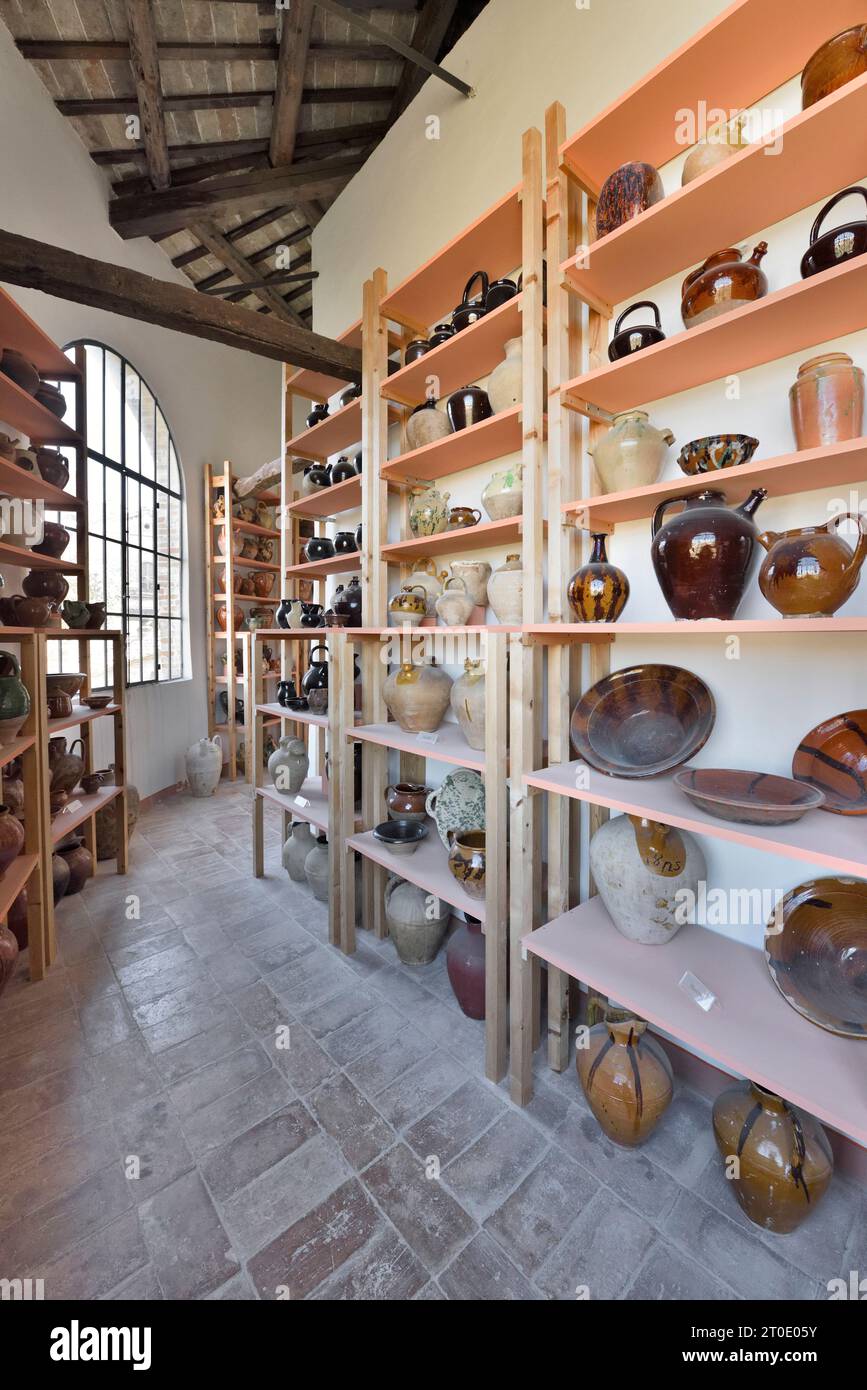 Urbania (Marche - Pu). Palazzo Ducale, Room 7. Torrione, collection of ...