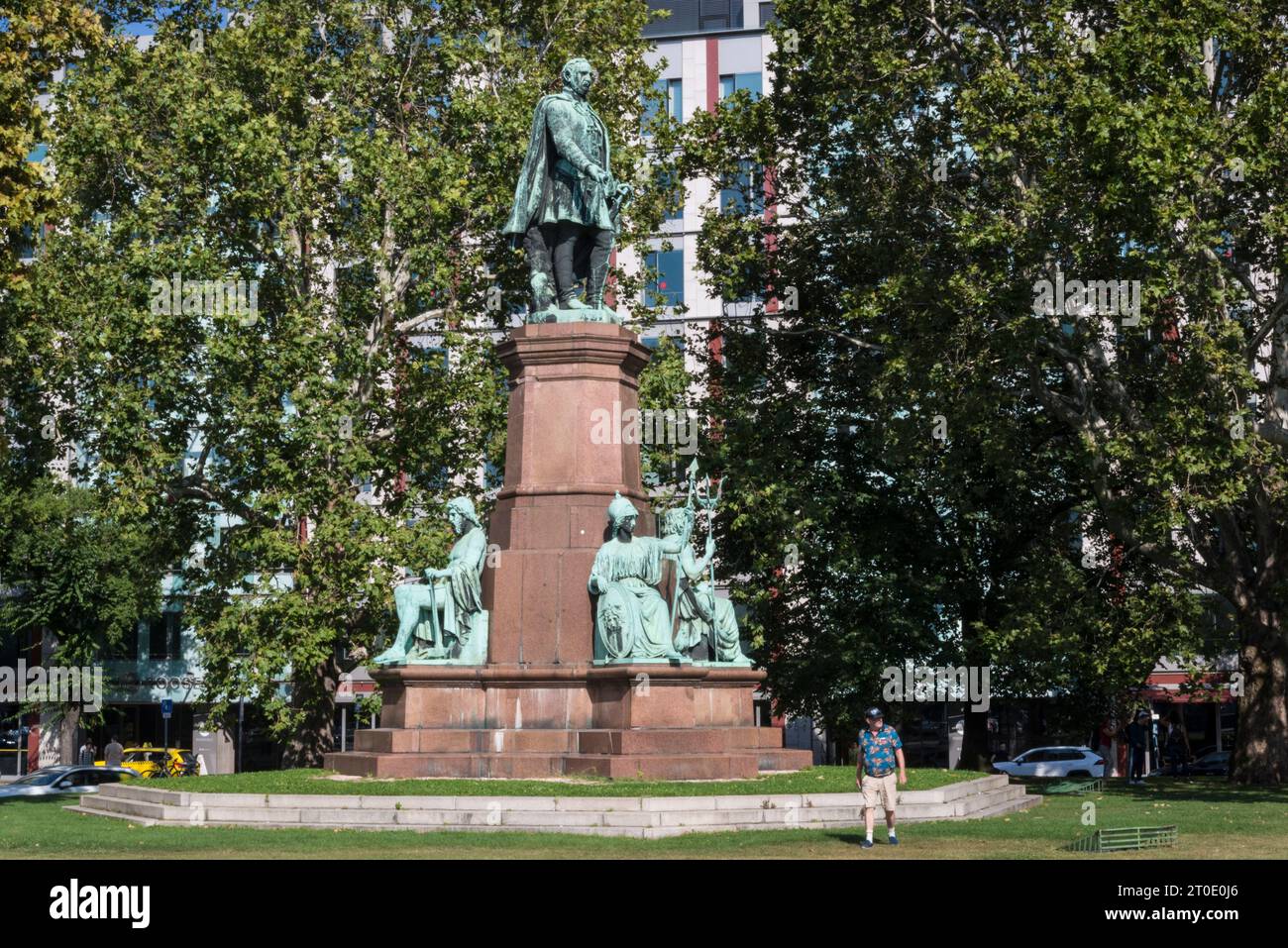 Ferenc Deák Statue, Széchenyi István Square, Budapest, Hungary Stock ...